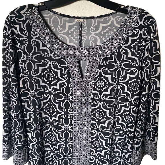 Dresses | Beautiful Bohemian Dress 34 Sleeves Opening In Front Diff ...